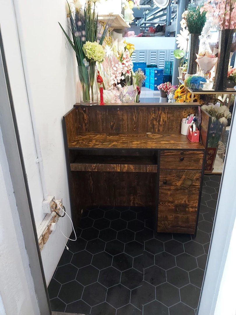 Cashier Receptionist Table, Furniture & Home Living, Furniture, Tables ...