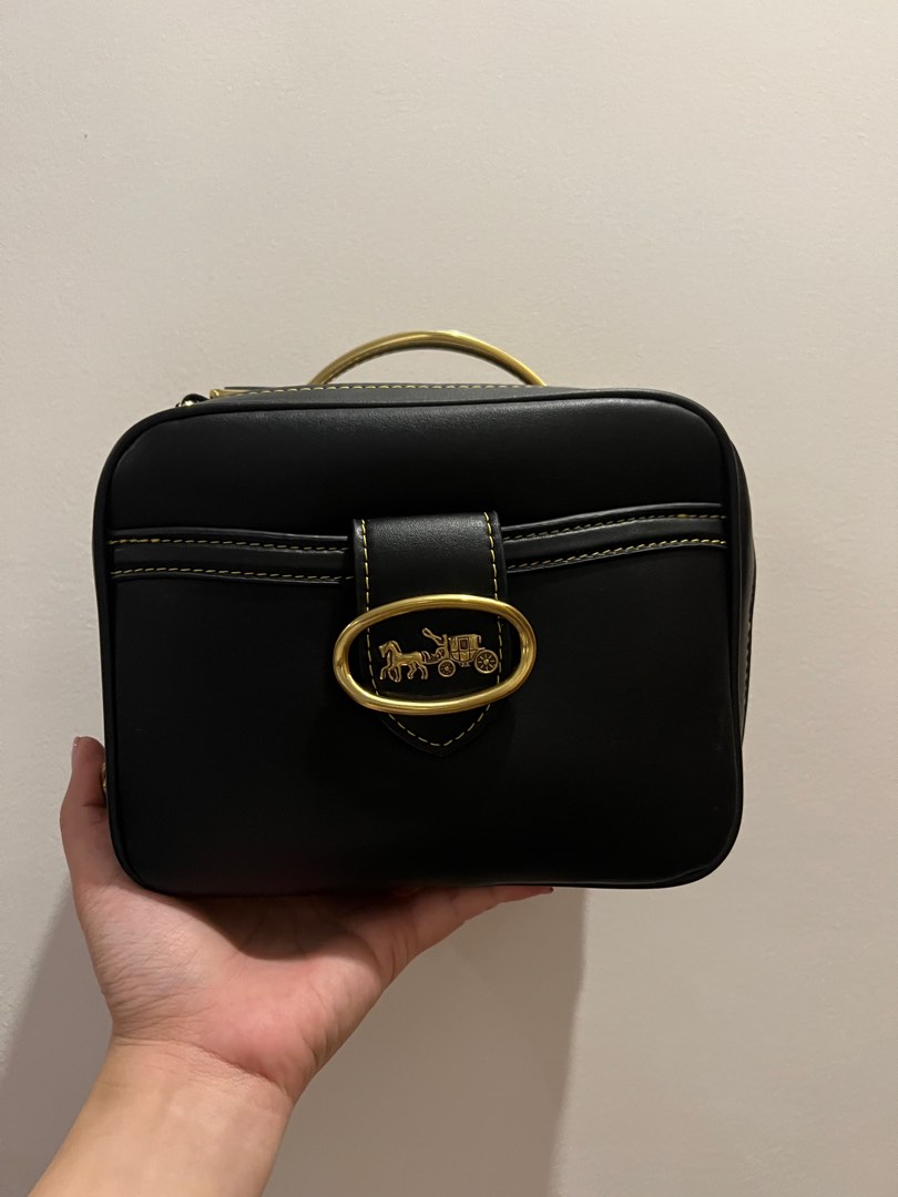 Coach Riley lunchbox on Carousell