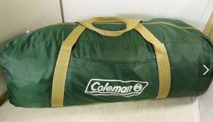 Coleman AL wide doom 300, Sports Equipment, Hiking & Camping on Carousell