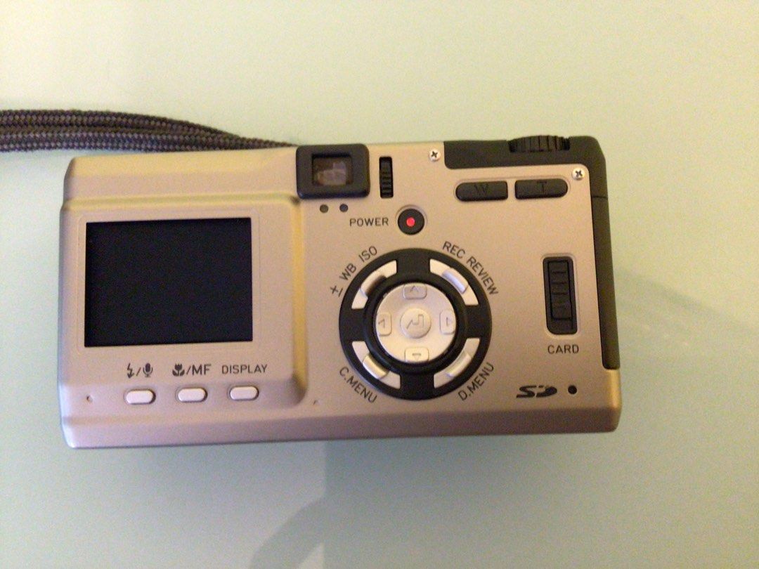 Contax TVS Digital CCD w/Carl Zeiss T* coating, 攝影器材, 相機 - Carousell