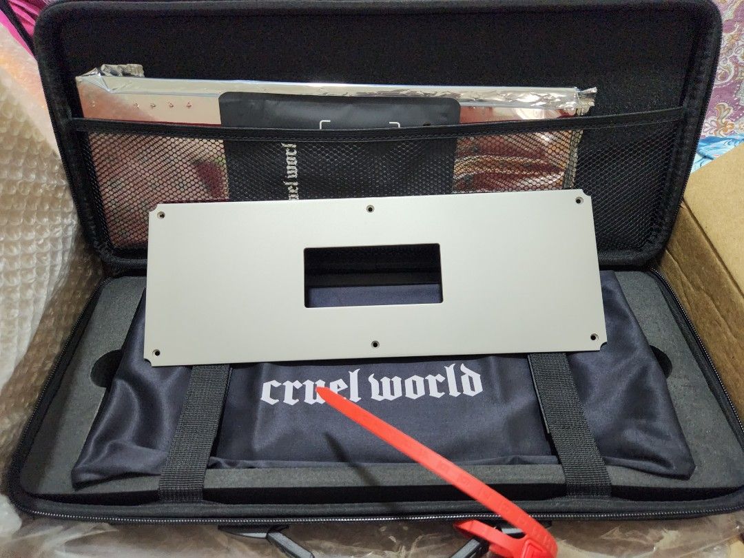 Cruel World CW88 WKL Wine TKL, Computers & Tech, Parts & Accessories ...