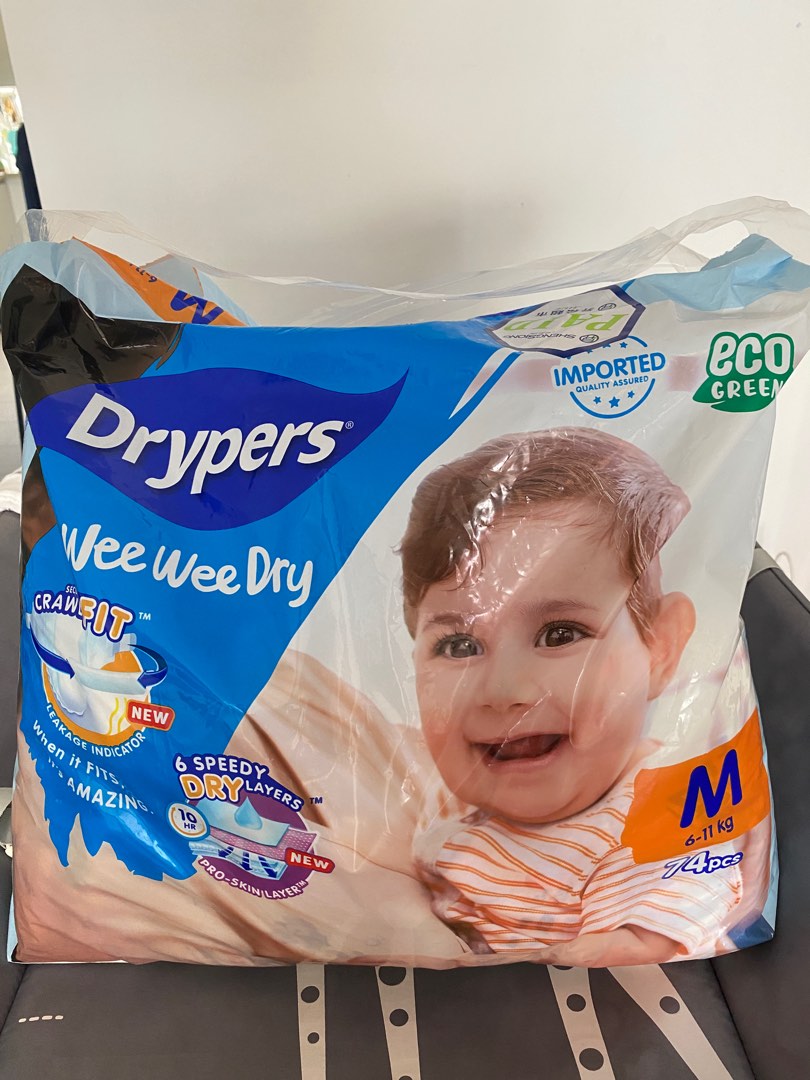 Drypers diapers size M, Babies & Kids, Bathing & Changing, Diapers ...