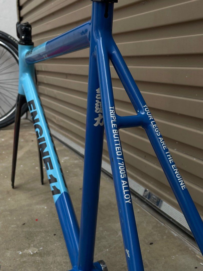 Engine 11 Blue Sprinter 2016 for fixie / track, Sports Equipment ...