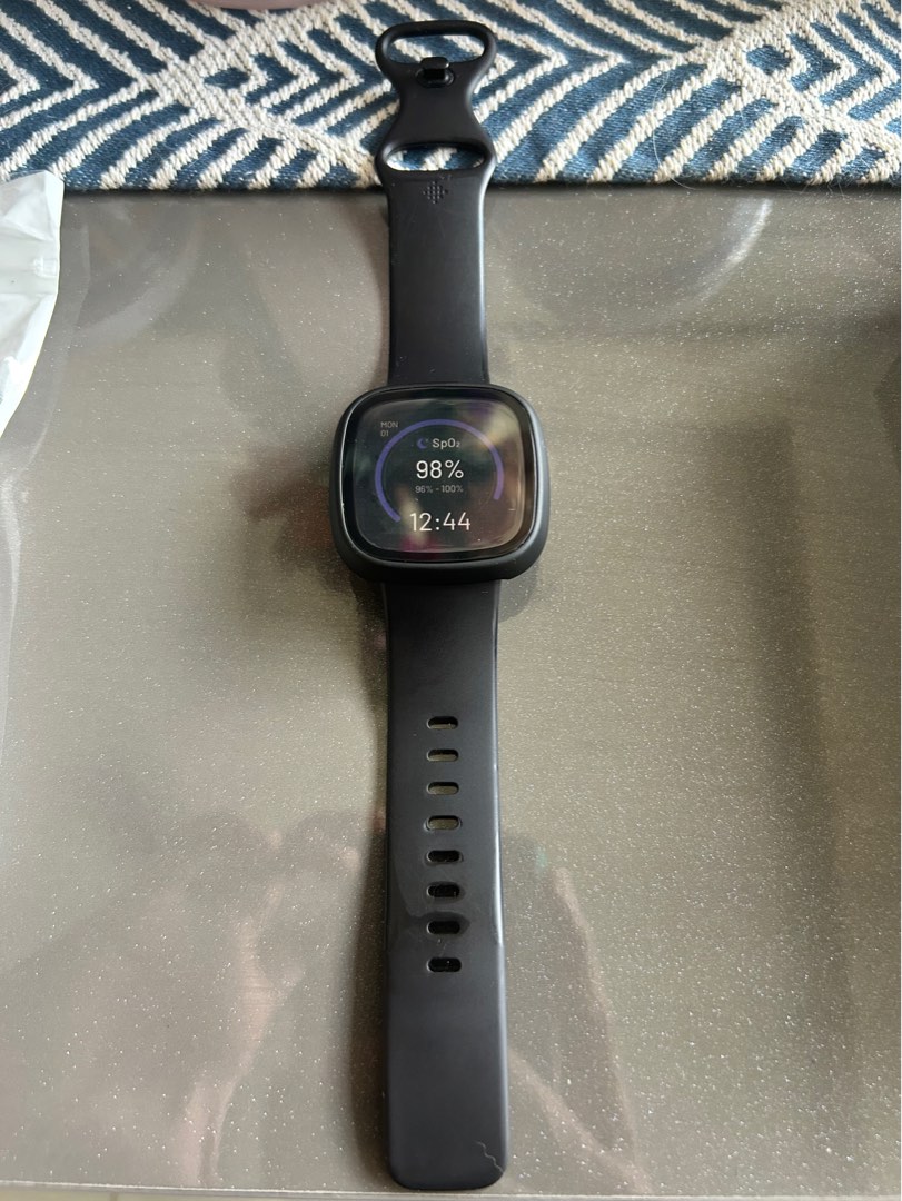 Fitbit Versa 3 with Box and accessories, Mobile Phones & Gadgets ...