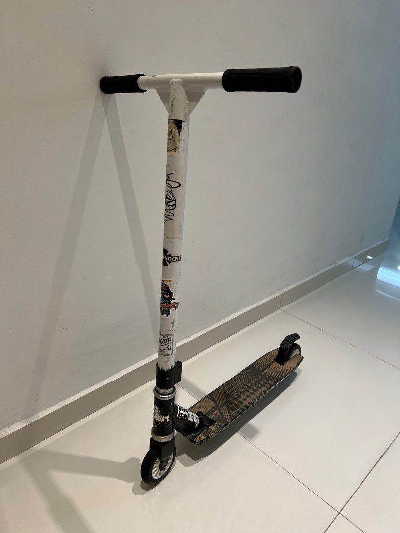 Freestyle scooter Airwalk, Sports Equipment, Sports & Games, Skates ...