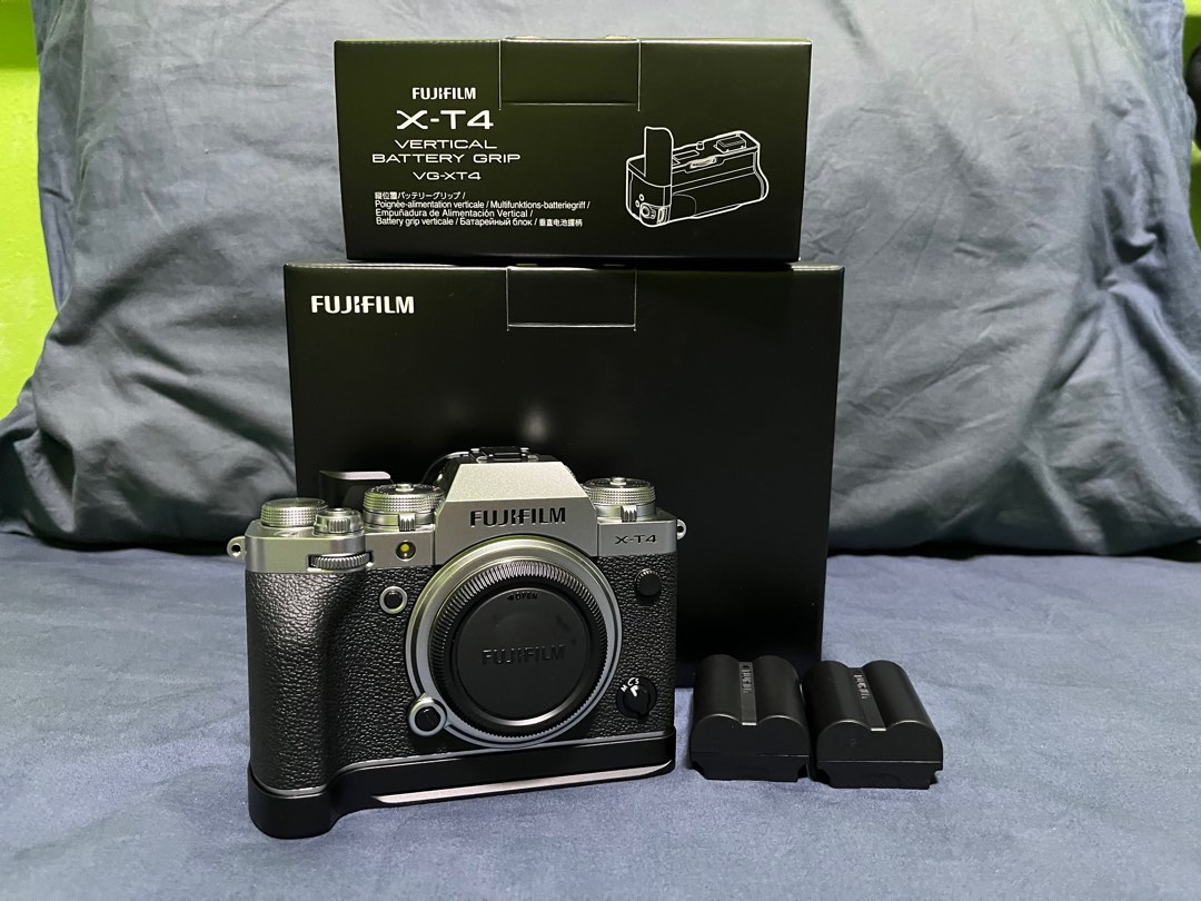 Fujifilm XT-4 Silver (body only), Photography, Cameras on Carousell