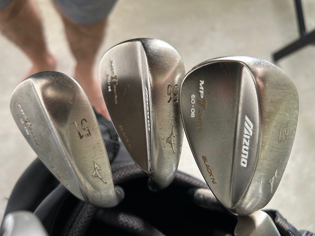 Golf set. Ping G2 Irons, Ping G20 driver, ping G2i putter, Sports ...