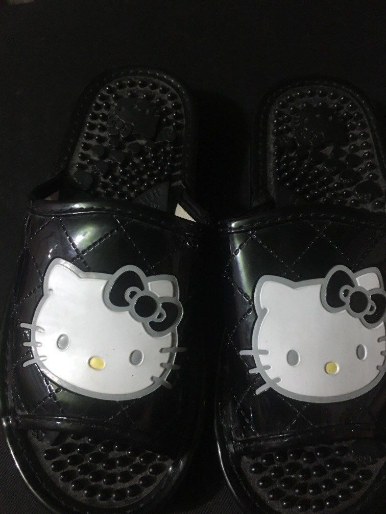Hello kitty authentic sanrio, Women's Fashion, Footwear, Slippers and ...