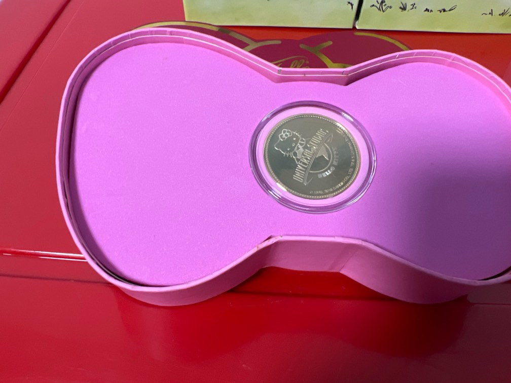 Hello kitty collectable coin, Hobbies & Toys, Memorabilia ...
