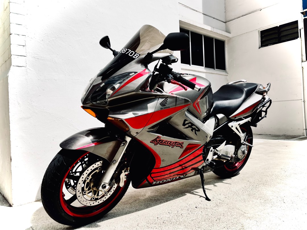 Honda VFR800 VTEC, Motorcycles, Motorcycles for Sale, Class 2 on Carousell
