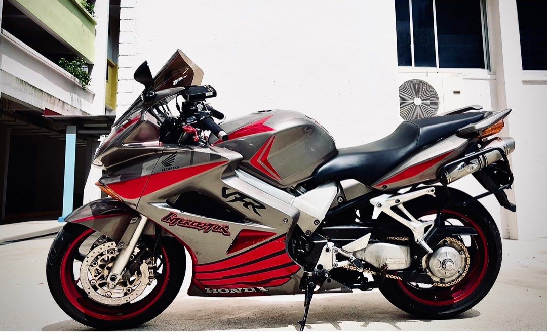 Honda VFR800 VTEC, Motorcycles, Motorcycles for Sale, Class 2 on Carousell