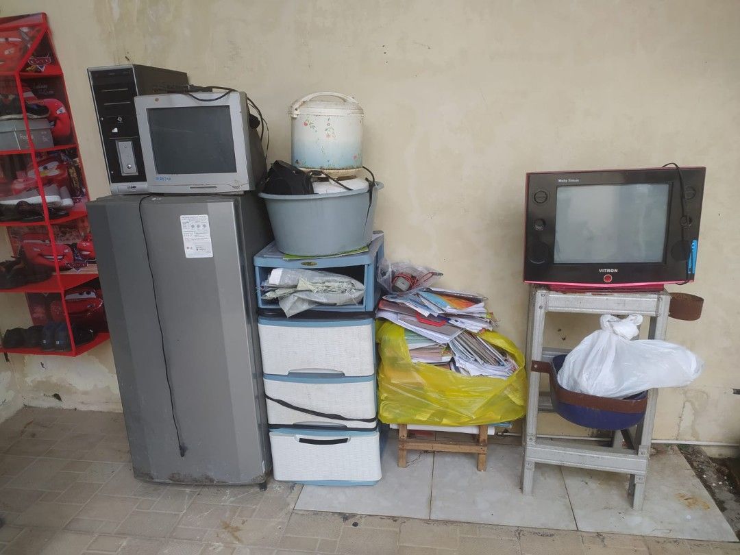 Jual beli besi tua, Barang Yang Dicari di Carousell