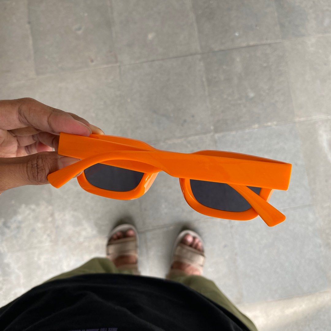 Kacamata Skiny Boldie Orange Frame, Fesyen Wanita, Aksesoris di Carousell Kacamata Skiny Boldie Orange Frame, Fesyen Wanita, Aksesoris di Carousell