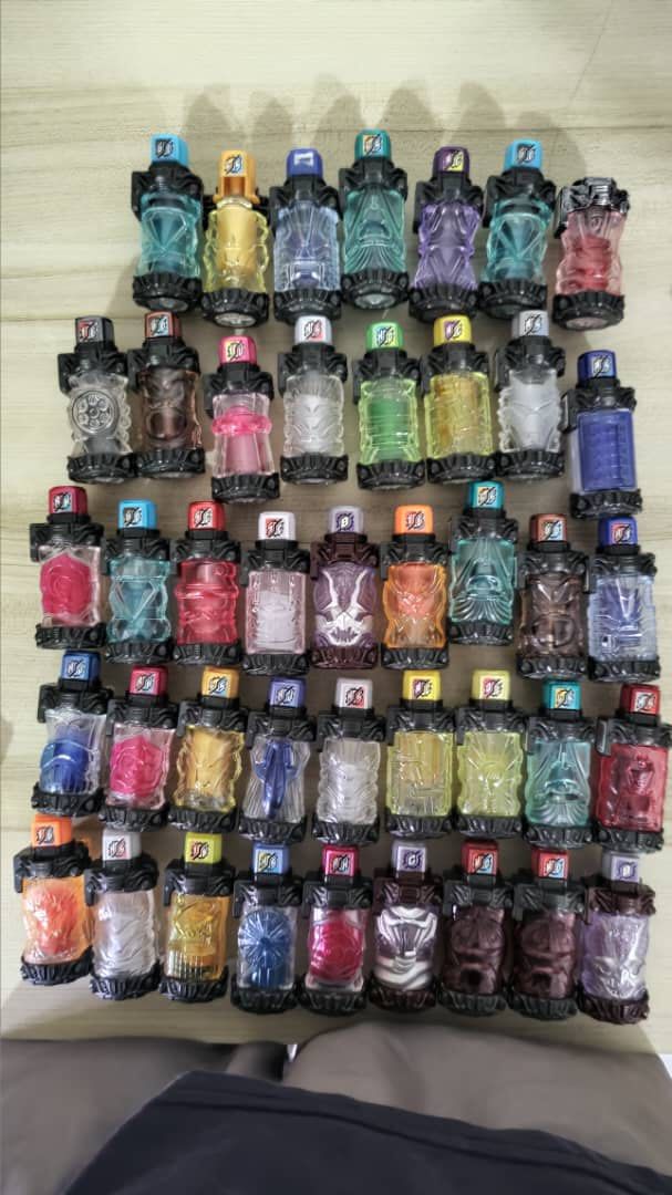 Kamen rider build bottle sg/gp, Hobbies & Toys, Toys & Games on Carousell