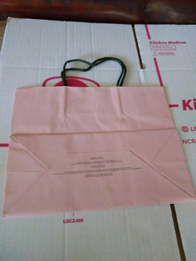 Kate Spade paper bag, Women's Fashion, Bags & Wallets, Tote Bags on ...