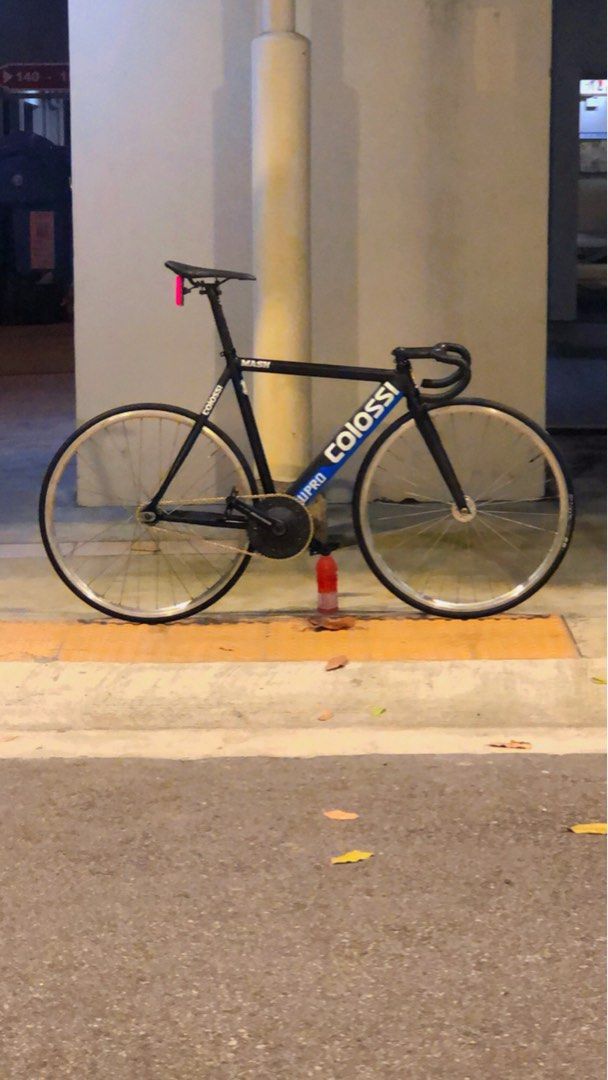 Legend Chrome wheelset. Tags:Skream,engine 11,Shukaku, fixie,colossi ...