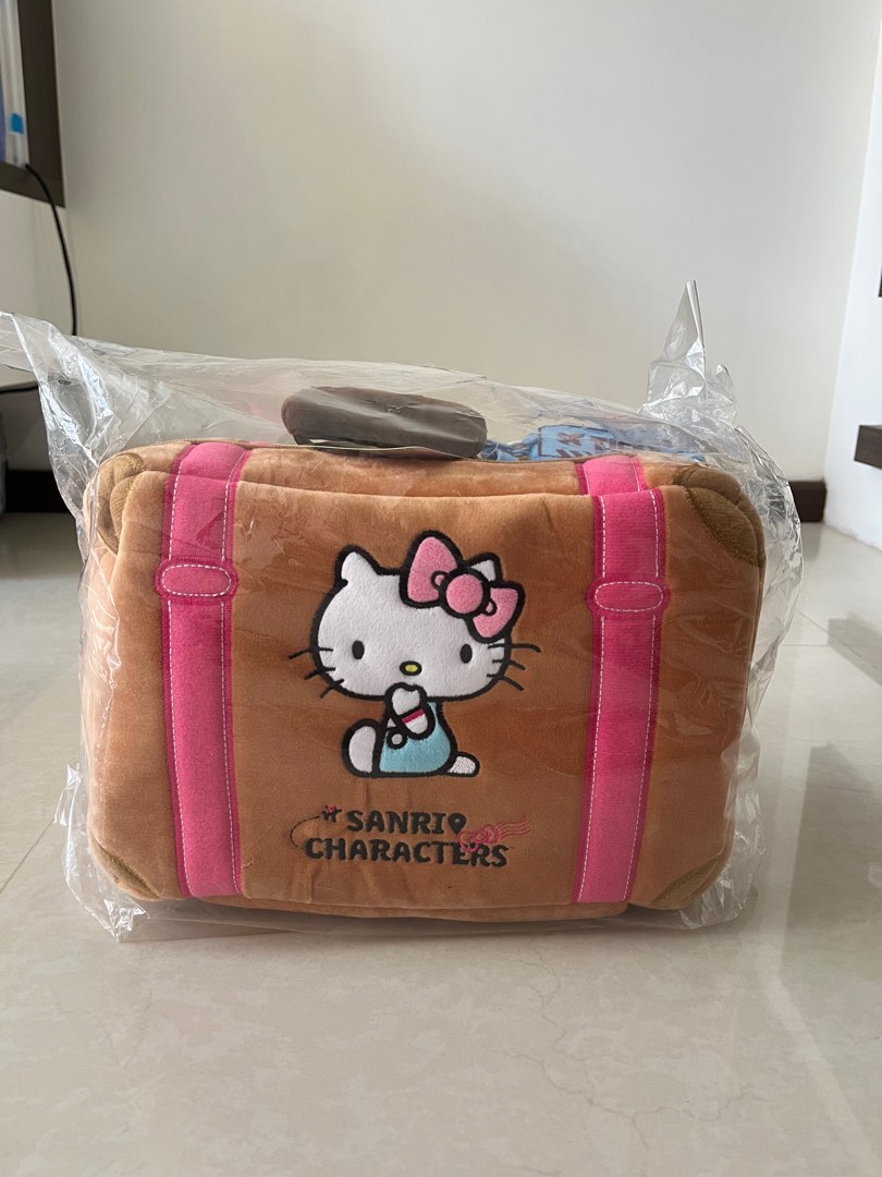 Limited Edition Hello Kitty Bag, Hobbies & Toys, Memorabilia ...