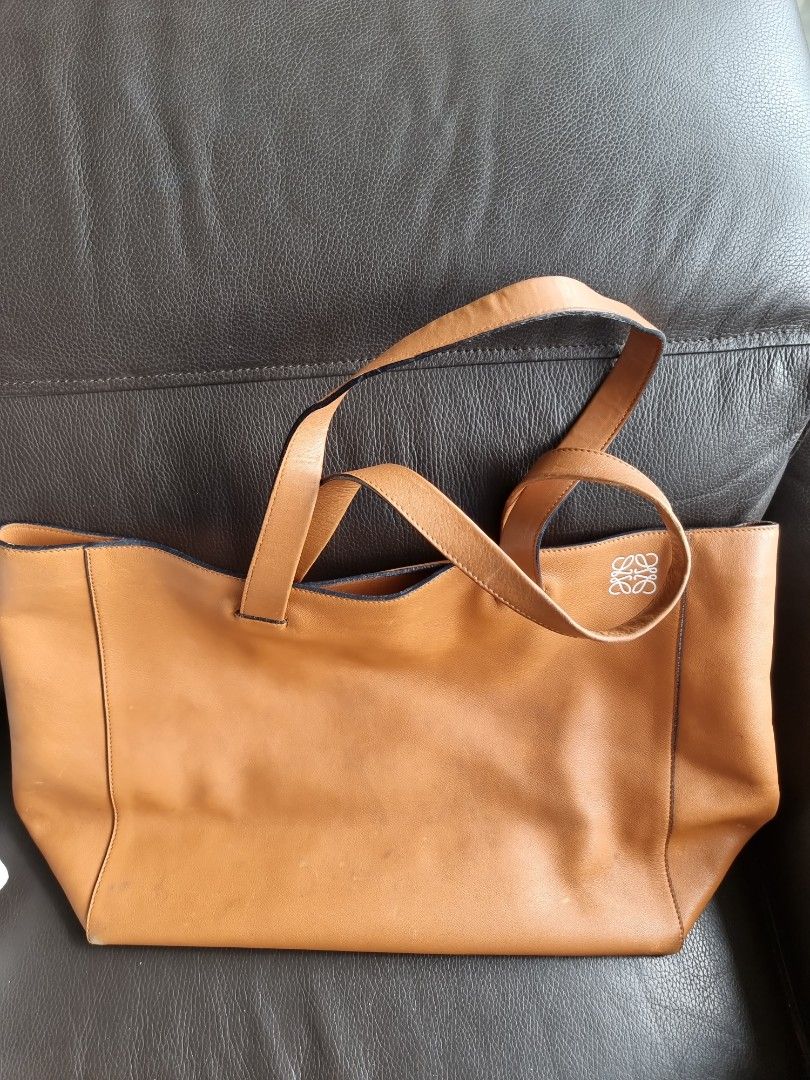 Loewe Tote Bag, Luxury, Bags & Wallets on Carousell