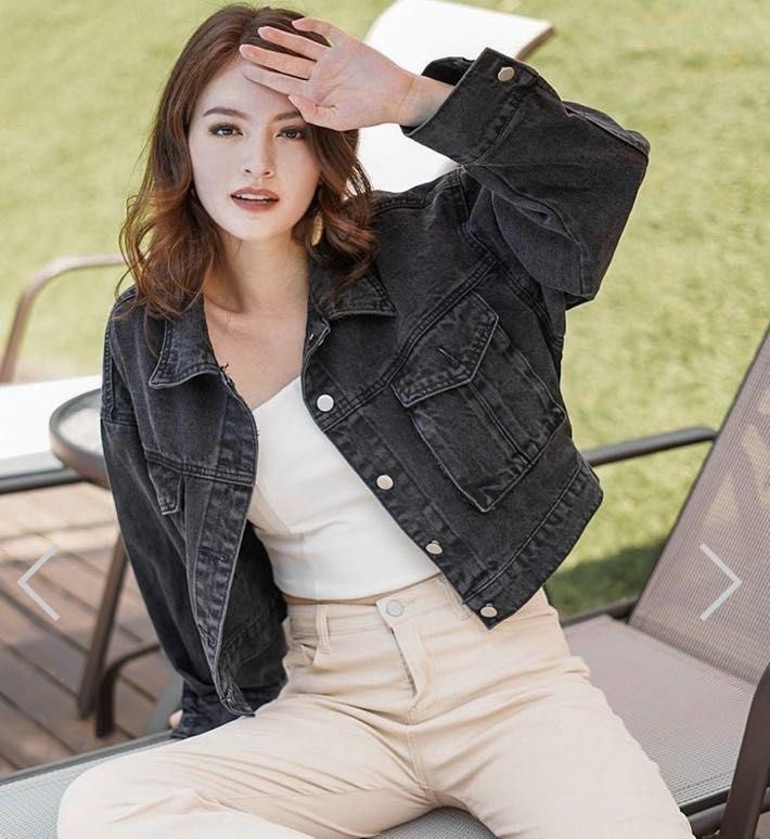 Lovet Skye Basic Crop Denim Jacket, Women's Fashion, Coats, Jackets and Outerwear on Carousell