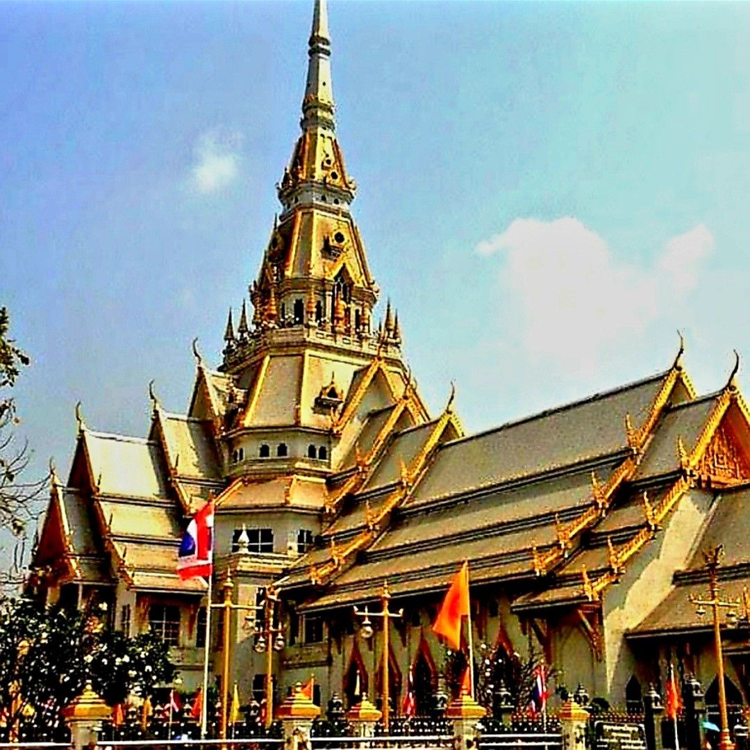 LP Sothon Amulet, Men's Fashion, Activewear on Carousell