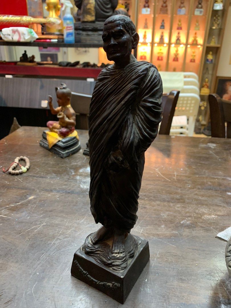 Luang Phor Wean, Ajarn Fon, Hobbies & Toys, Memorabilia & Collectibles ...
