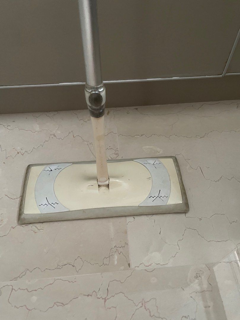 Magiclean Wiper Stick, Furniture & Home Living, Cleaning & Homecare ...