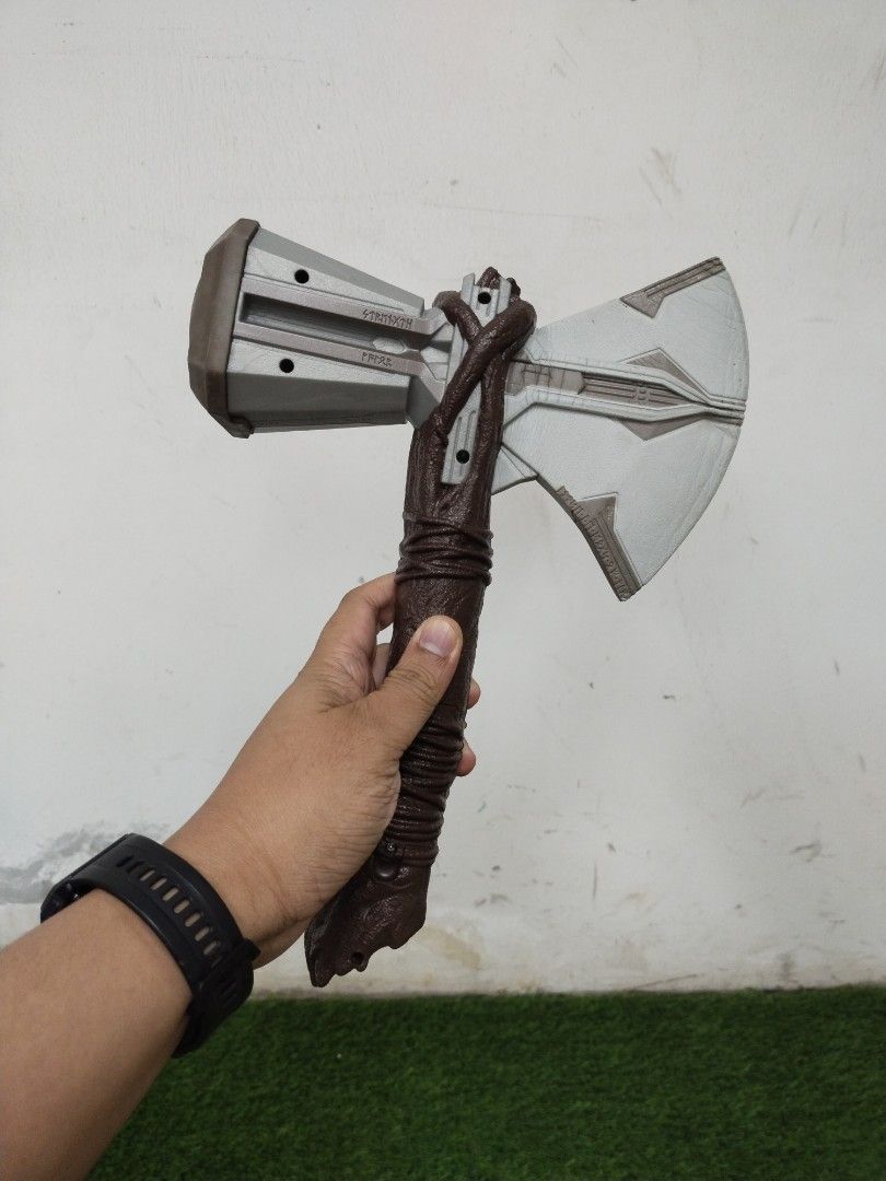 Marvel Infinity War Marvel's Thor Storm Breaker Axe, Hobbies & Toys ...