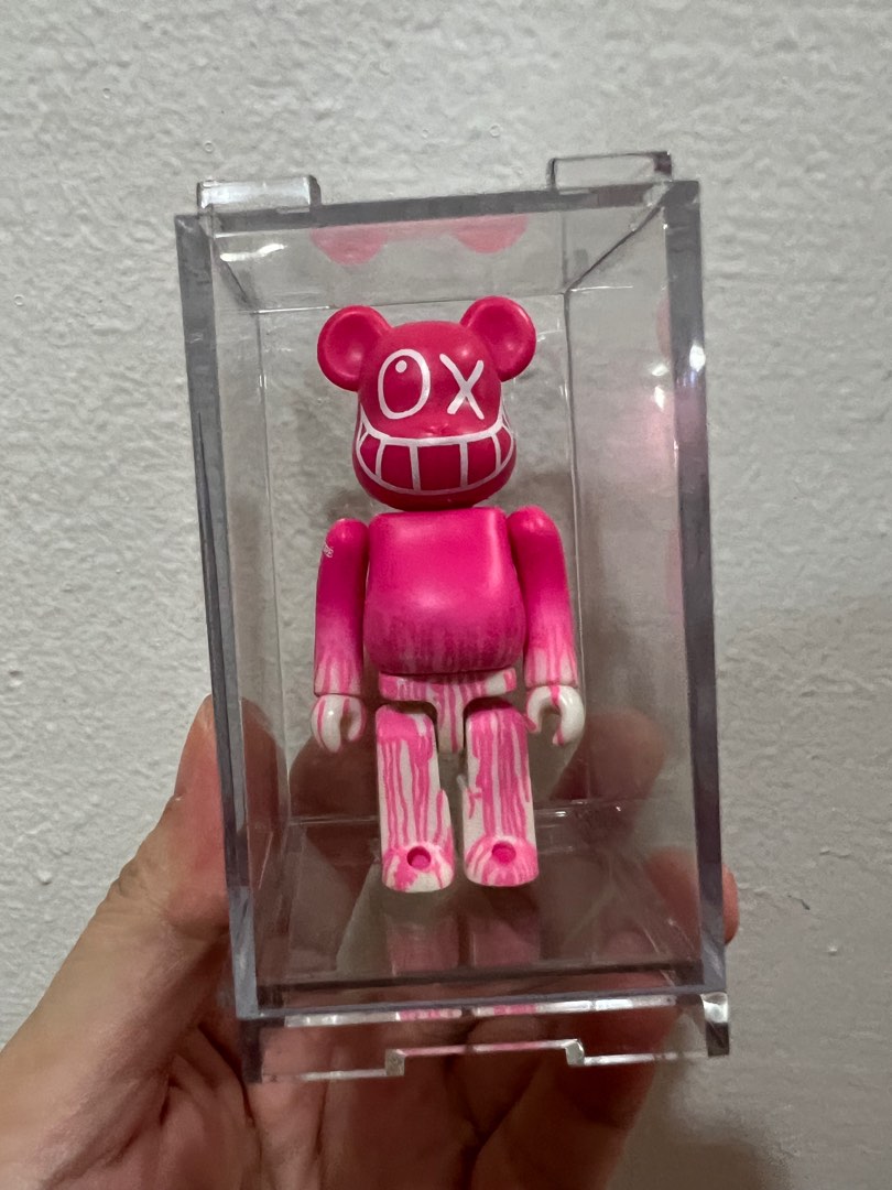 Medicom Be@brick Pink Andre Bearbrick, Hobbies & Toys, Memorabilia ...