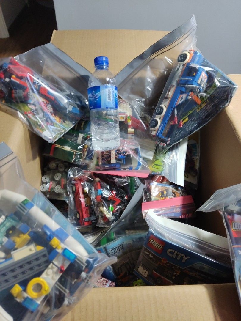 Mega Lego Bundle (20+ sets) Lego City Ferrari, Hobbies & Toys, Toys ...