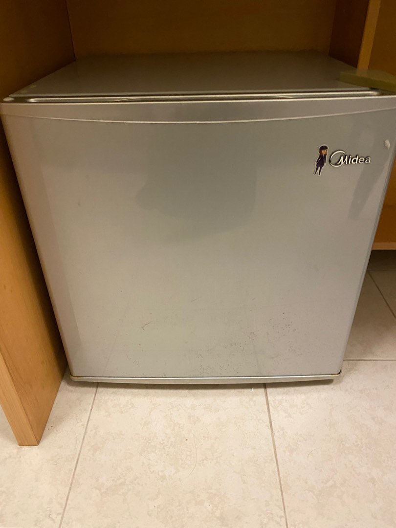 Midea Mini Fridge, TV & Home Appliances, Kitchen Appliances ...