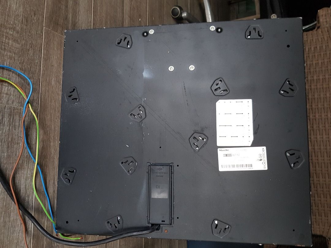 Miele 60cm Ceramic Cooktop Hob KM5600 60cm x 60cm fully functioning all ...