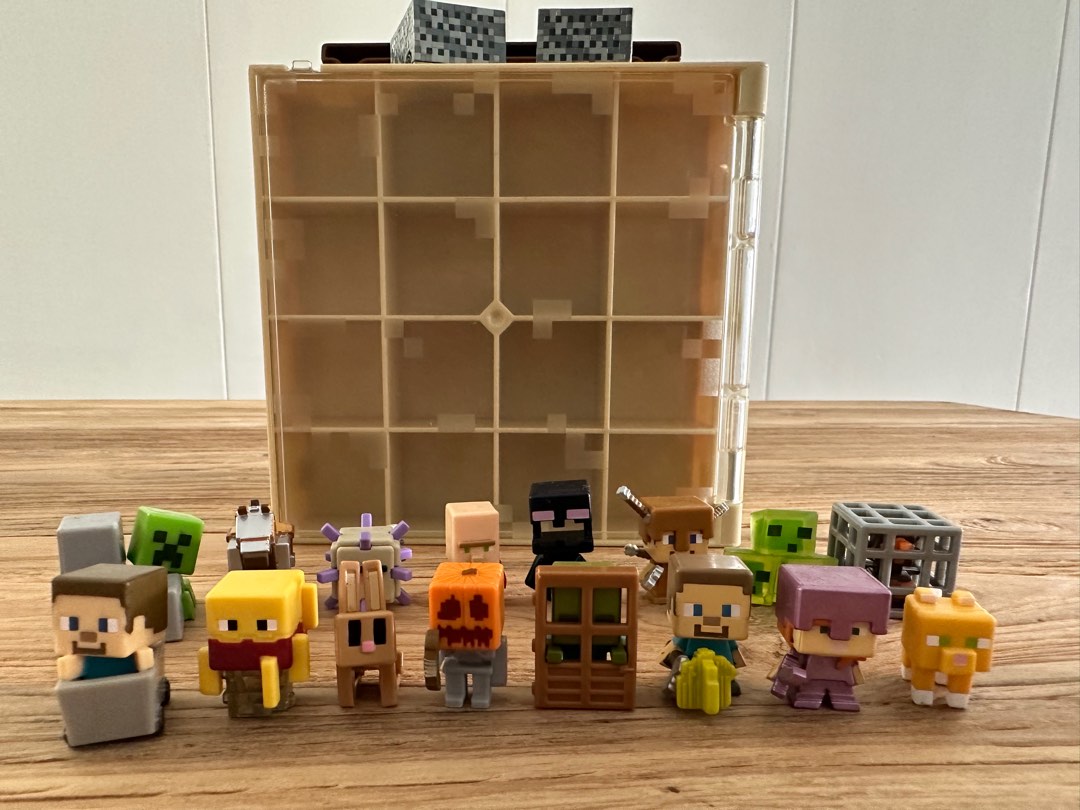 Minecraft figurine and box, Hobbies & Toys, Toys & Games on Carousell