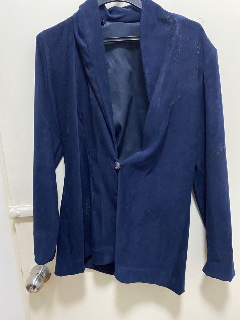 Navy blue blazer, Women's Fashion, Coats, Jackets and Outerwear on ...