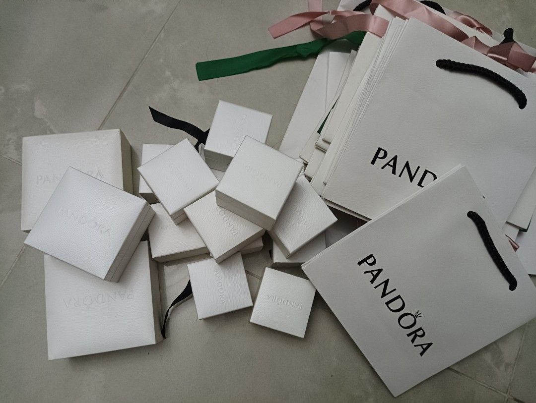 Pandora Boxes, Women's Fashion, Jewelry & Organisers, Accessory holder ...