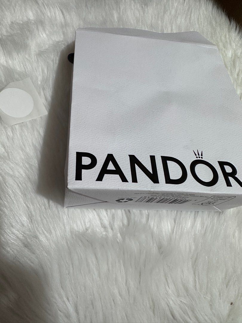 Pandora Paper bag with 1 sticker, Hobbies & Toys, Stationary & Craft ...