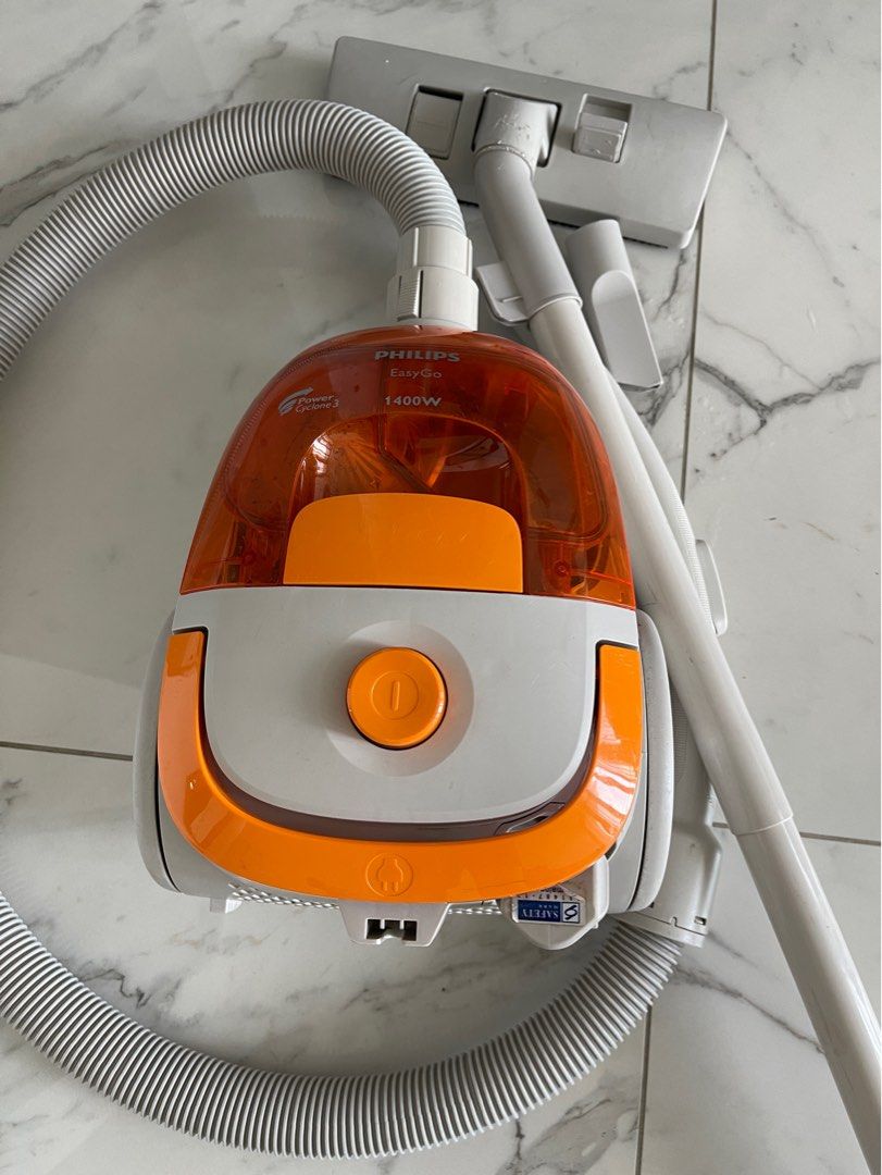 CLEARANCE Philips EasyGo 1400W vacuum cleaner, TV & Home Appliances ...