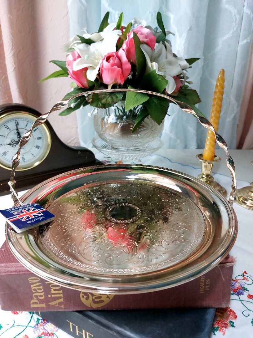 Queen Anne Mayell Cake Plate, Hobbies & Toys, Collectibles ...