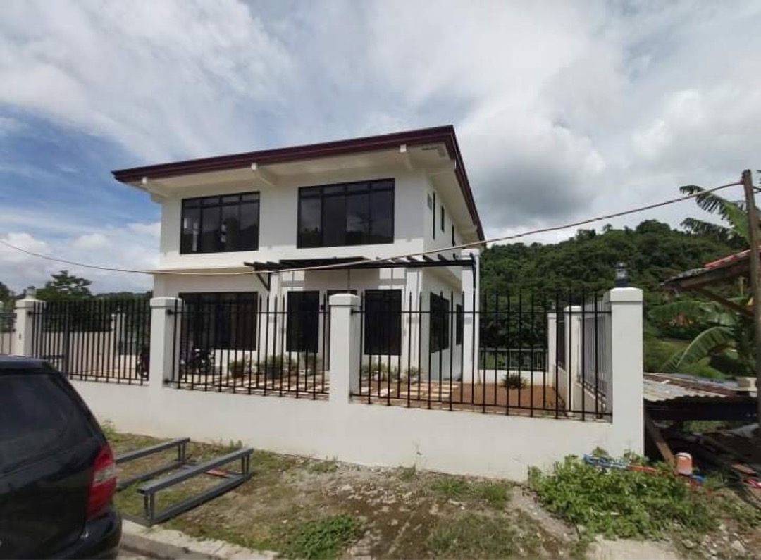 Ready for occupancy single-detached 5-bedroom project in the exclusive ...