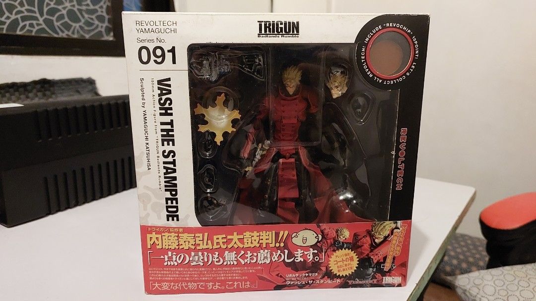 Revoltech trigun vash the stampede, Hobbies & Toys, Toys & Games on ...