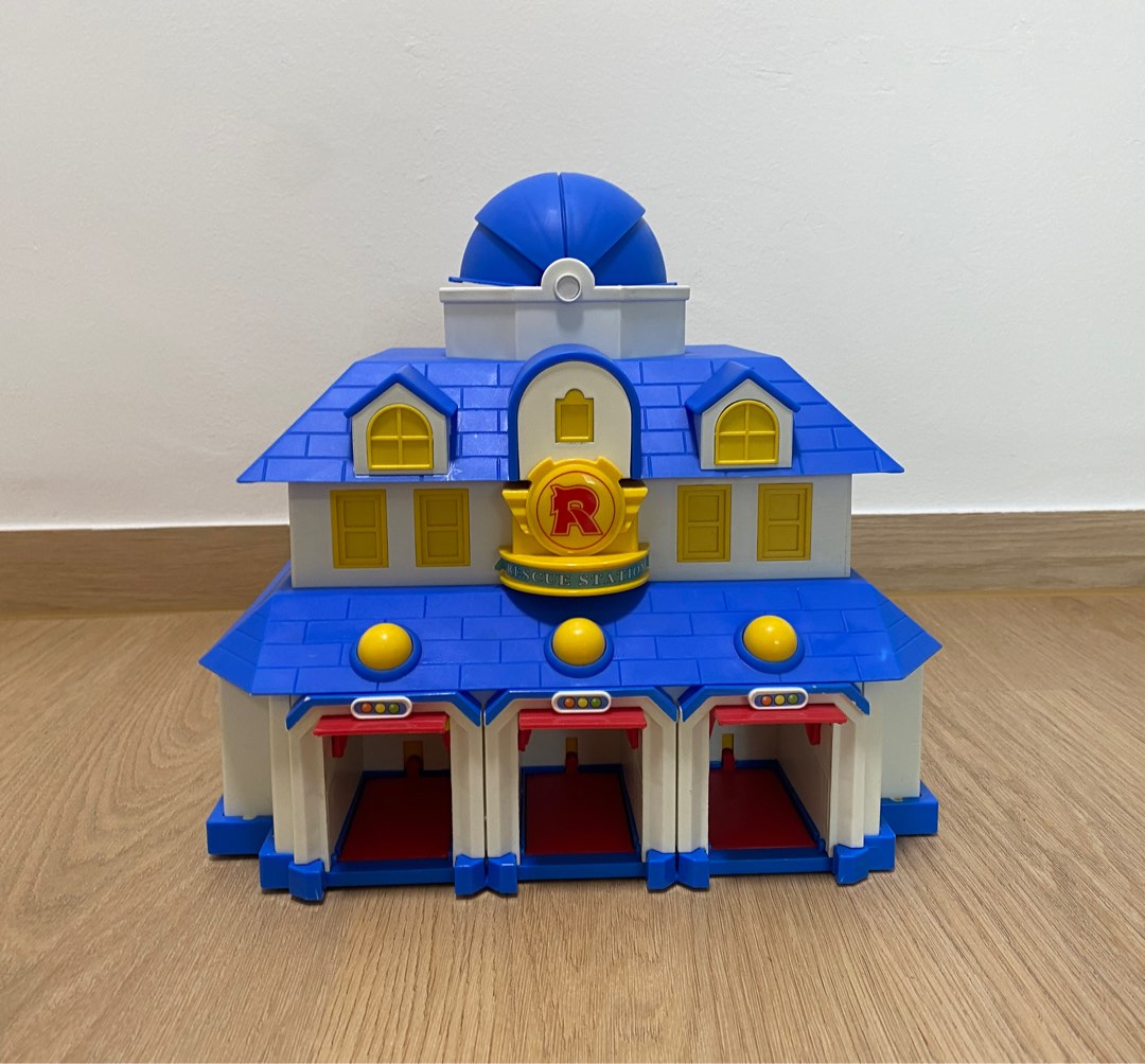 RoboCar Poli Headquarter Rescue Center Station Track Play set for Die ...