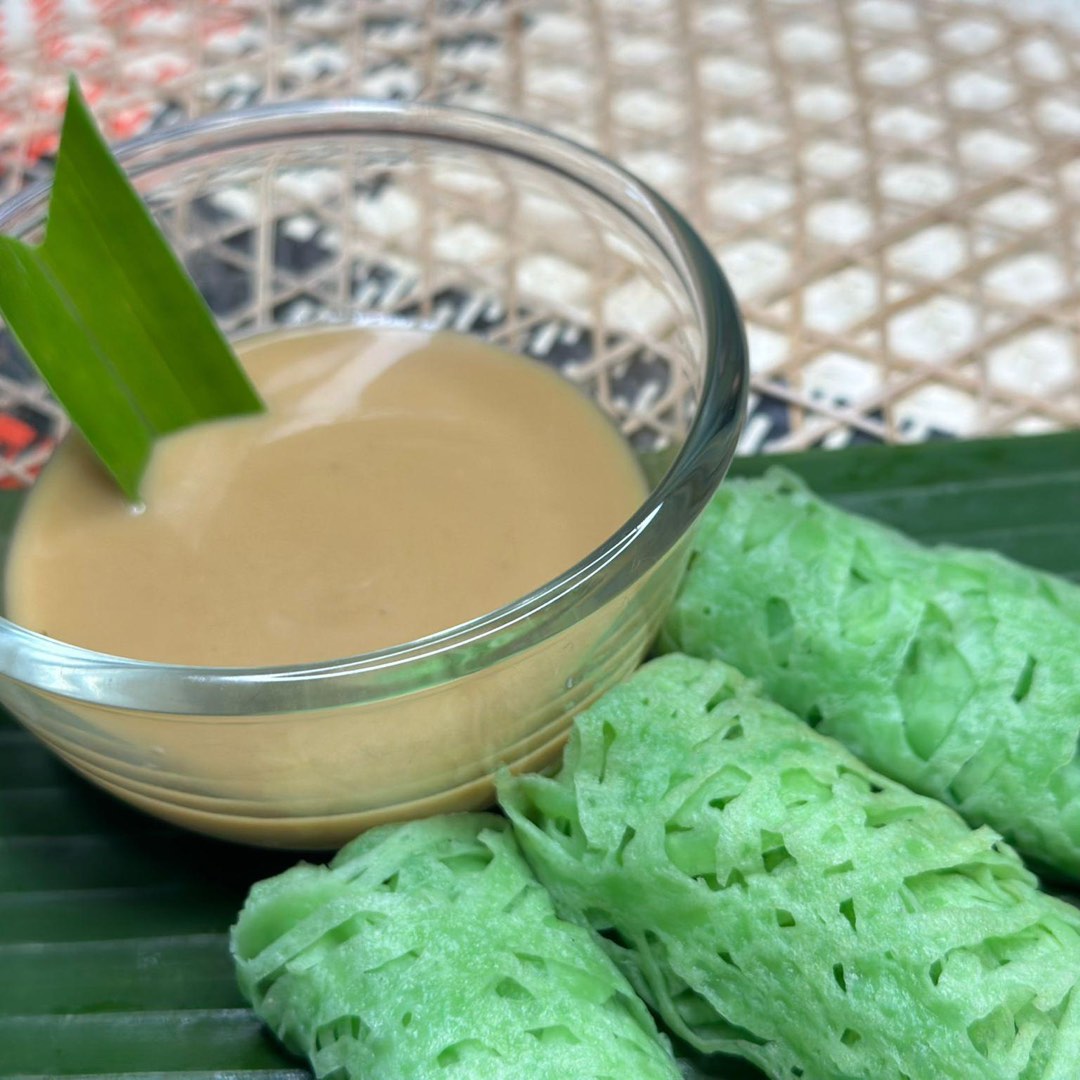 ROTI KIRAI SERAWA DURIAN (NET BREAD SERAWA DURIAN) - 1 PAX, Food ...