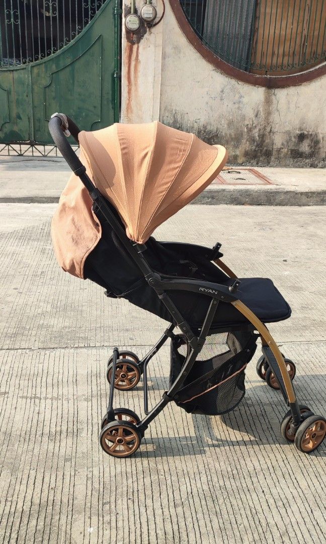 Ryan Stroller, Babies & Kids, Going Out, Strollers on Carousell
