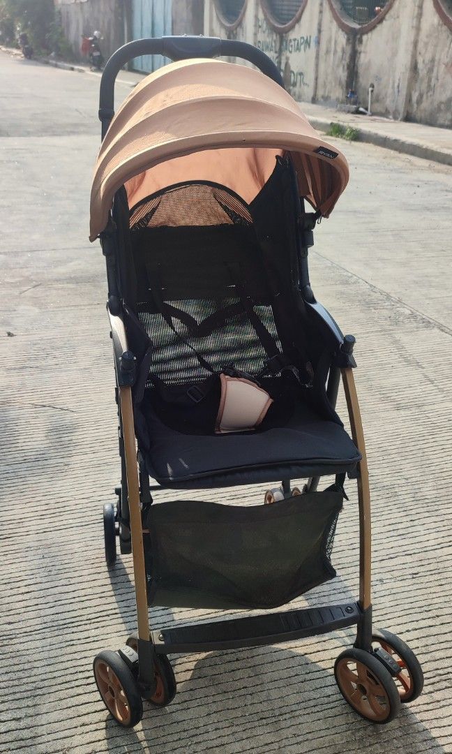Ryan Stroller, Babies & Kids, Going Out, Strollers on Carousell