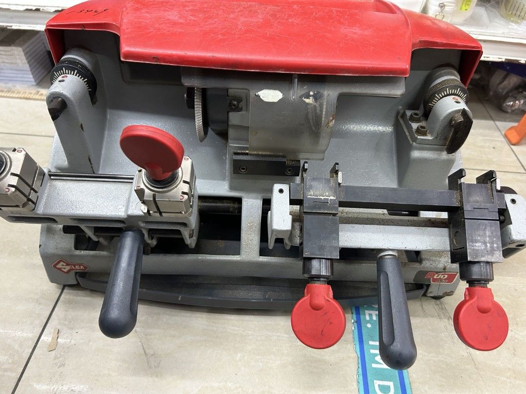 Silca Key cutting machine, Furniture & Home Living, Home Improvement ...