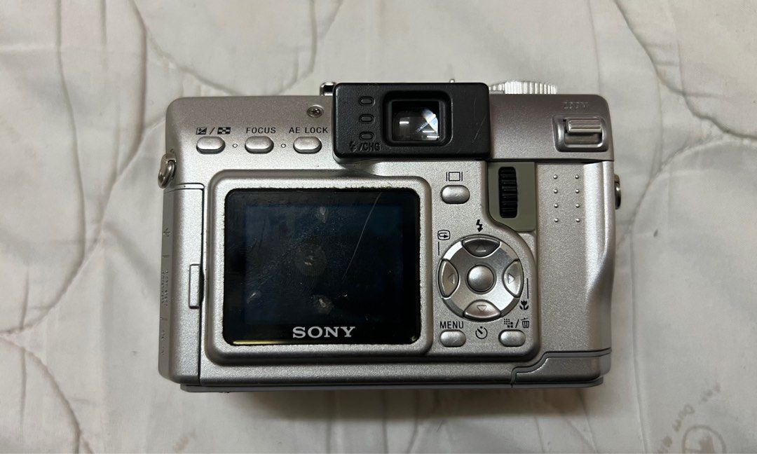 Sony Cybershot DSC-V1, Photography, Cameras on Carousell