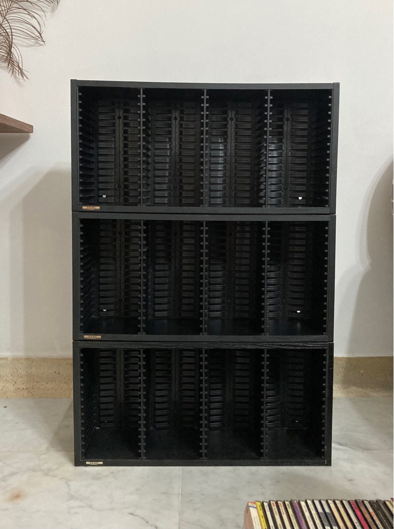 TEAC CD racks, Hobbies & Toys, Music & Media, CDs & DVDs on Carousell