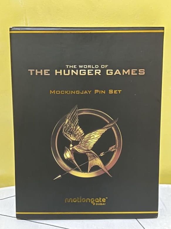 The Hunger Games Pin Set, Hobbies & Toys, Memorabilia & Collectibles ...