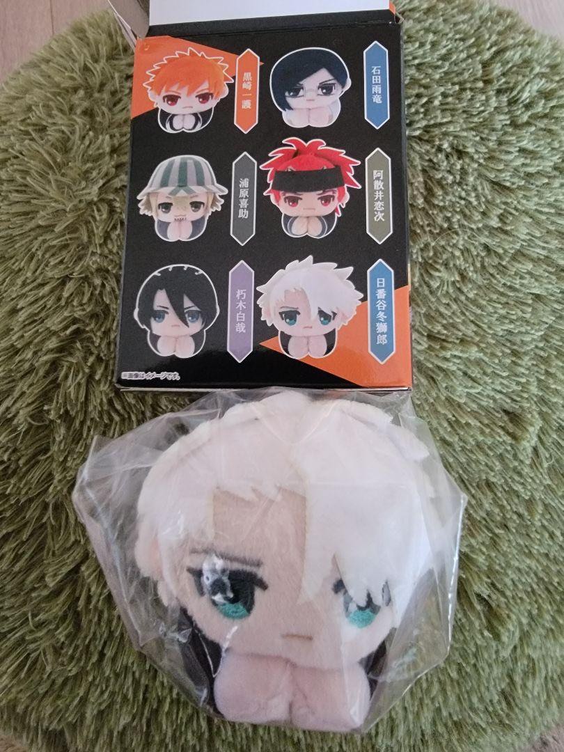 Toshiro hitsugaya hug chara plush bleach TYBW, Hobbies & Toys ...