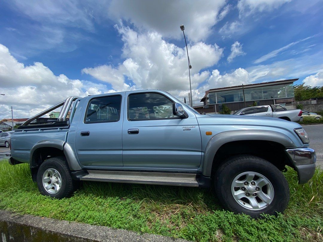 Toyota Hilux 2.5 (A), Cars, Cars for Sale on Carousell