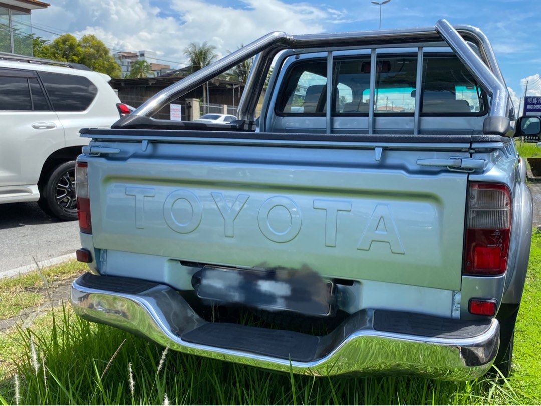 Toyota Hilux 2.5 (A), Cars, Cars for Sale on Carousell
